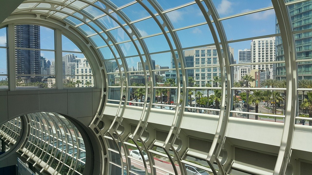 A BEGINNER’S GUIDE TO SAN DIEGO COMIC-CON - Chelsey Explores-Outdoor ...